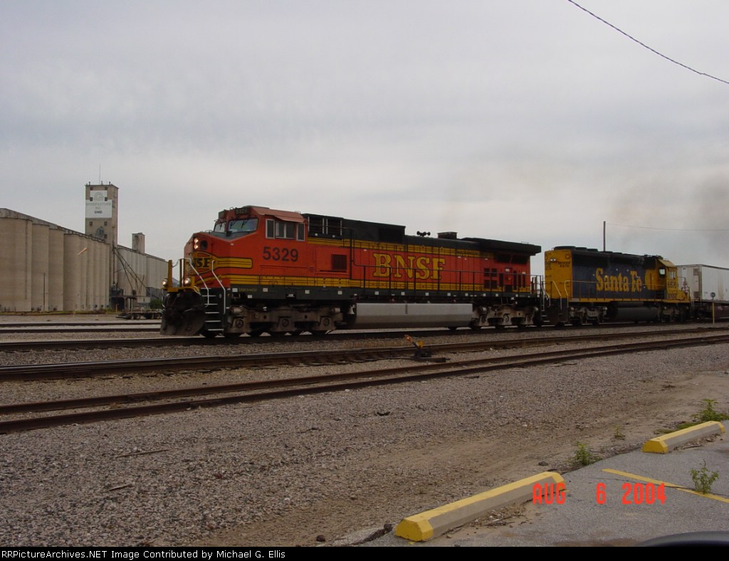 BNSF 5329